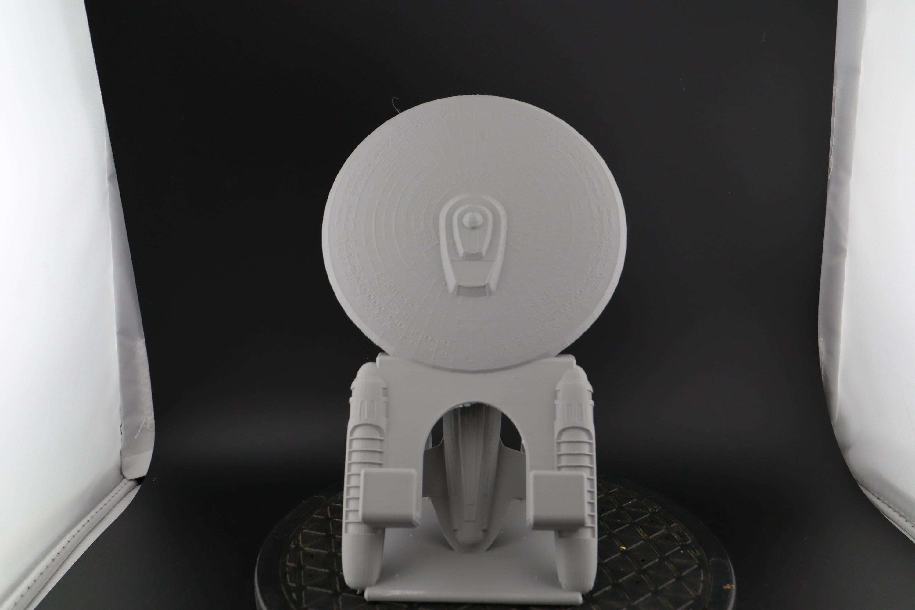 Star Trek USS Enterprise Ambassador Class Phone Stand – Rise 3D Builds